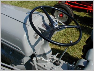 Tractor Identification and Model History - Ford Fordson Collectors ...