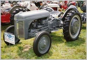 Tractor Identification and Model History - Ford Fordson Collectors ...